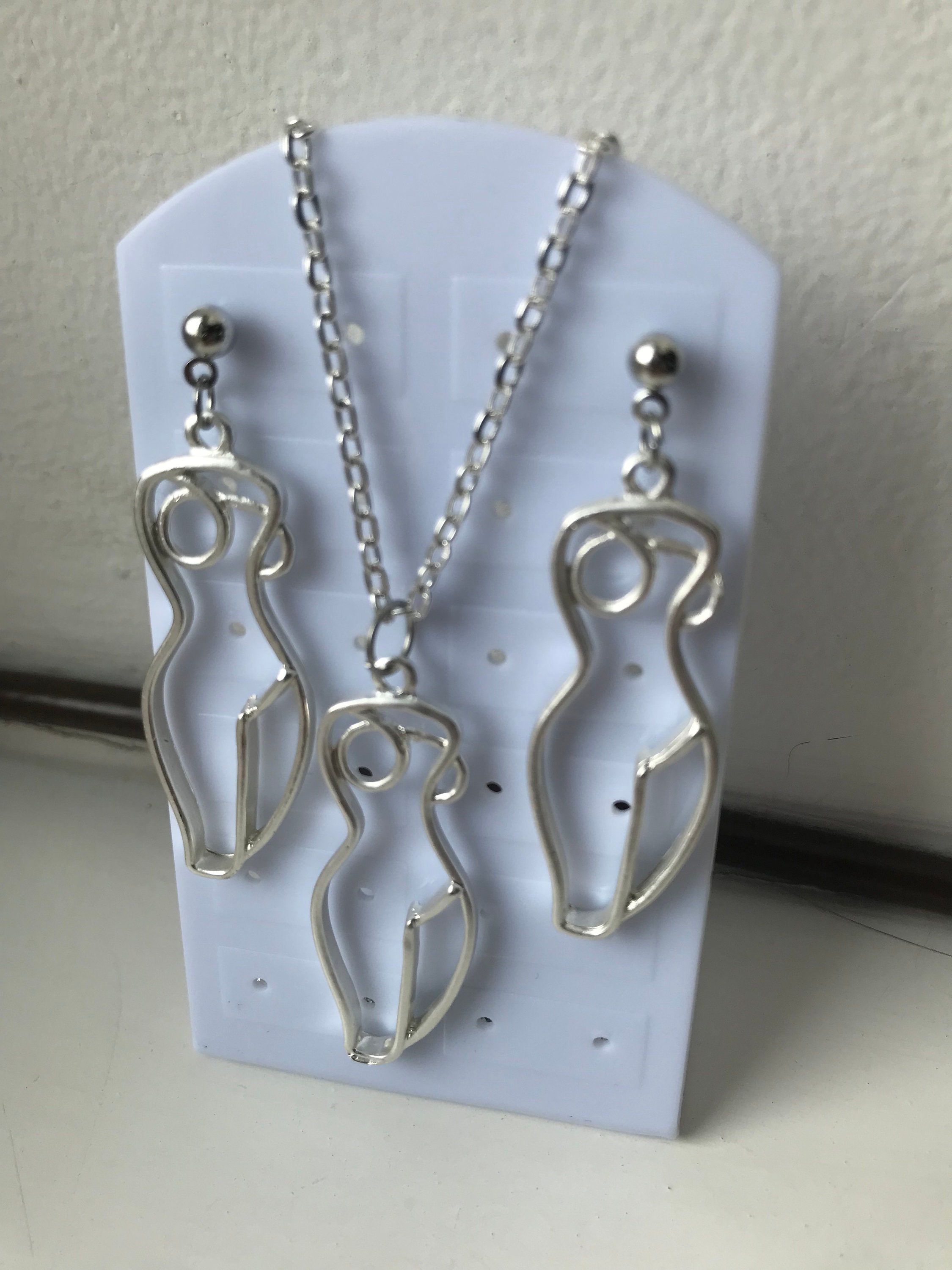 Female Body Jewellery Set - Etsy
