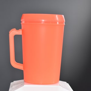 Trucker/hospital Cups All Colors Very Vibrant! 34oz Complete With Straw ...