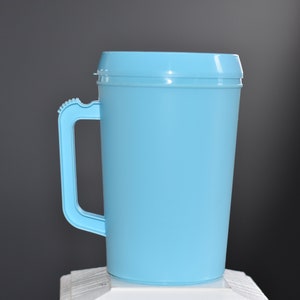 Trucker/hospital Cups All Colors Very Vibrant! 34oz Complete With Straw ...