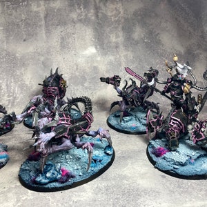 CUSTOM ARMY SAMPLE - Chaos Daemon Engines Dark Beauty Lead by Vashtorr ...