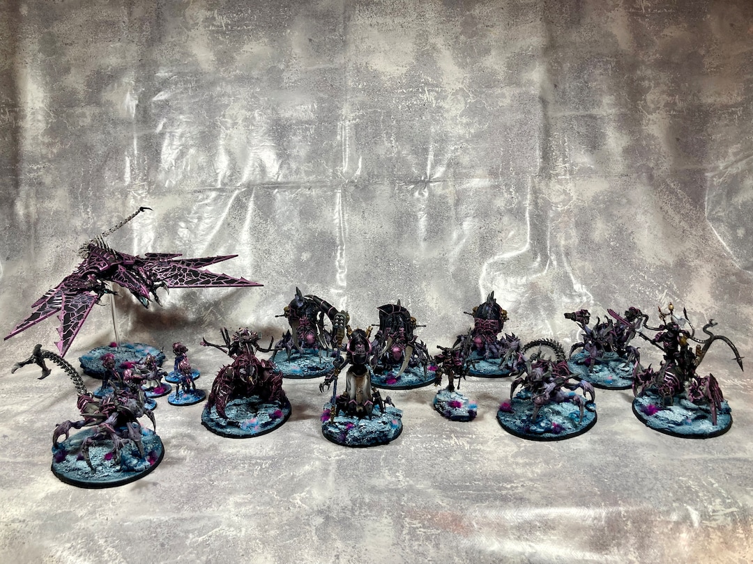 CUSTOM ARMY SAMPLE - Chaos Daemon Engines Dark Beauty Lead by Vashtorr ...