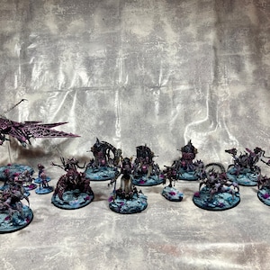 CUSTOM ARMY SAMPLE - Chaos Daemon Engines Dark Beauty Lead by Vashtorr ...