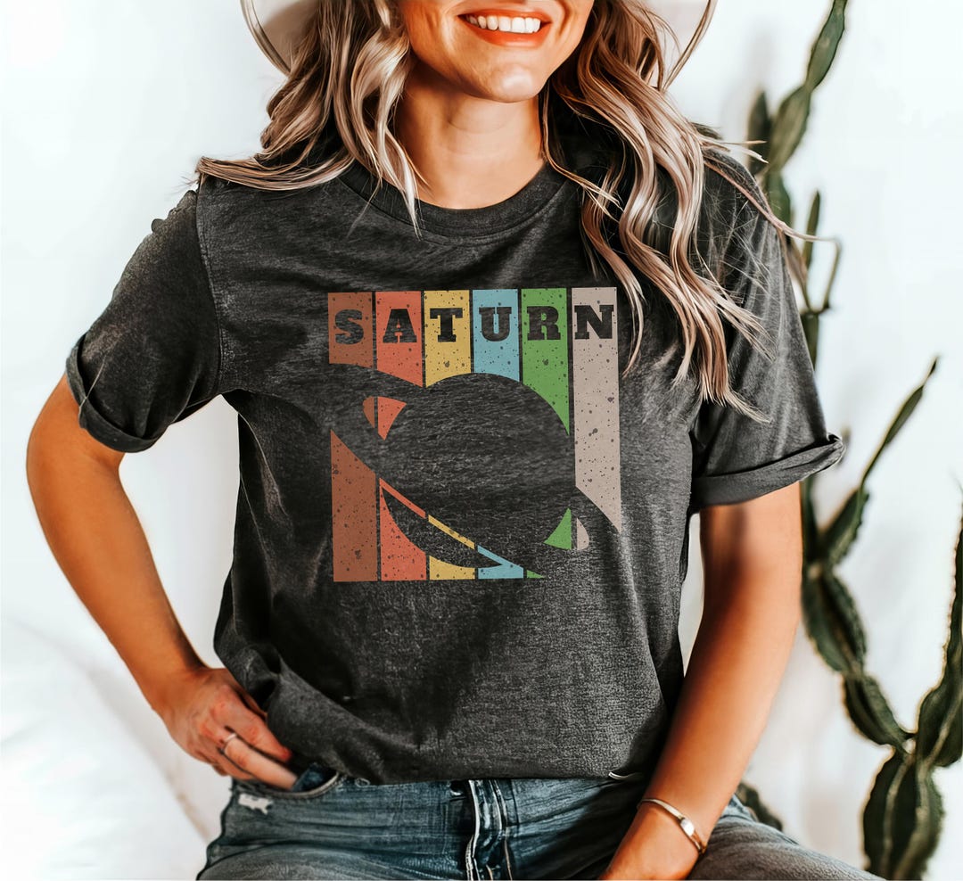 Retro Planet Saturn T-shirt, Vintage Saturn Tee, Solar System Saturn ...