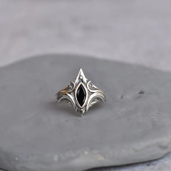 Goth Ring - Etsy