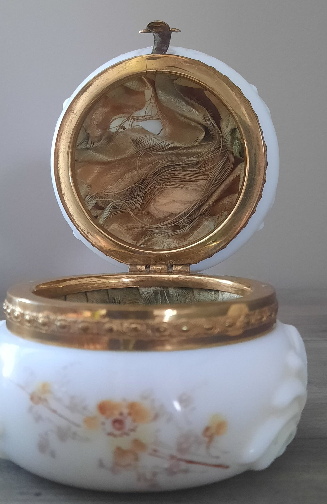 C.F. Monroe Wave Crest Hinged Jewel Box Opal Ware Dresser Box - Etsy