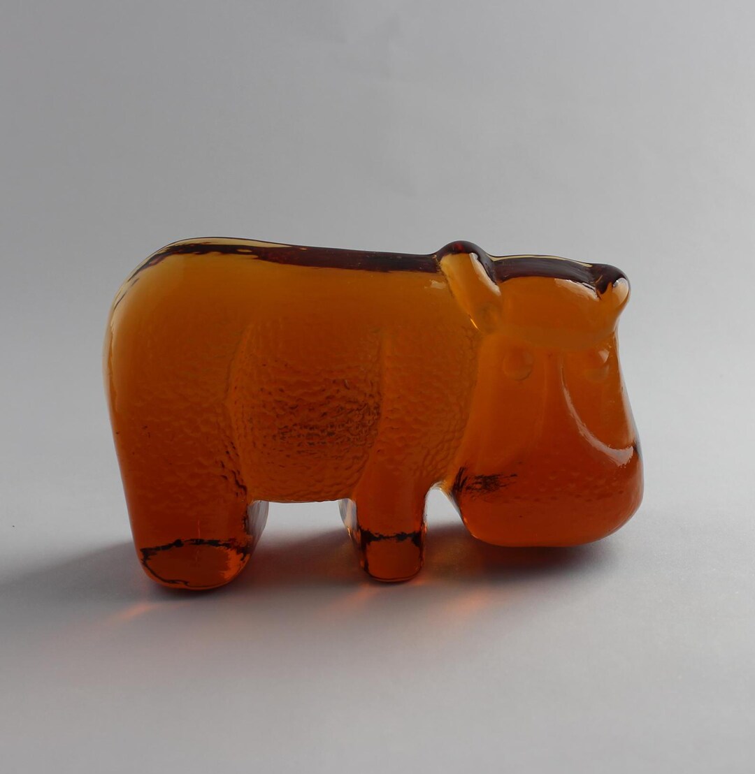 Viking Amber Glass Hippo Paperweight With Label, Hippopotamus ...