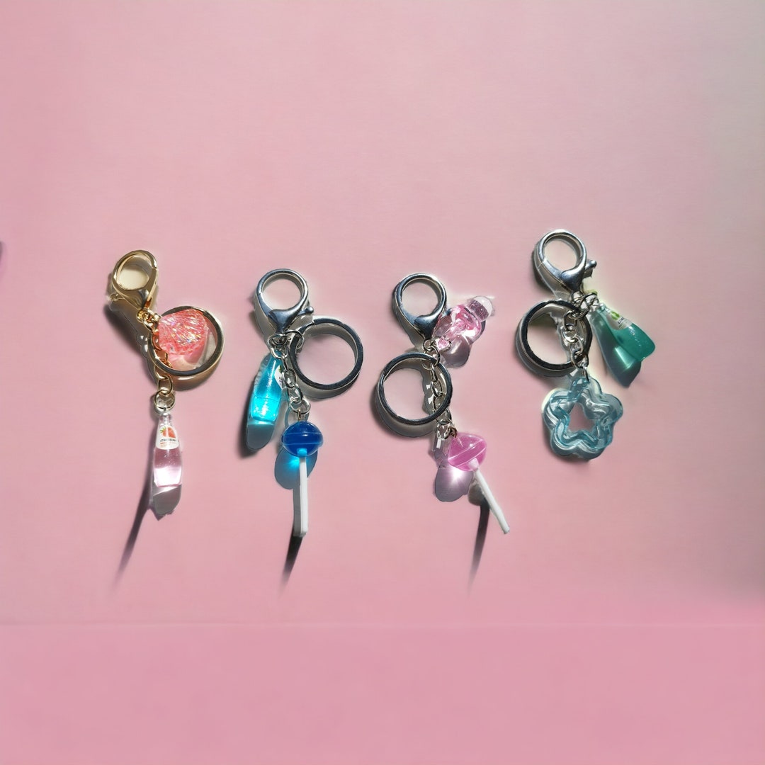 Resin Keyring / Keychain Star, Bottle, Shell, Gift for Mum Mothers Day ...