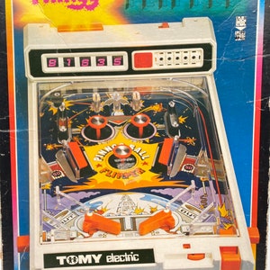 Vintage Pinball Machine 1970s Tomy Electric Pinngg Ball Flipper in ...