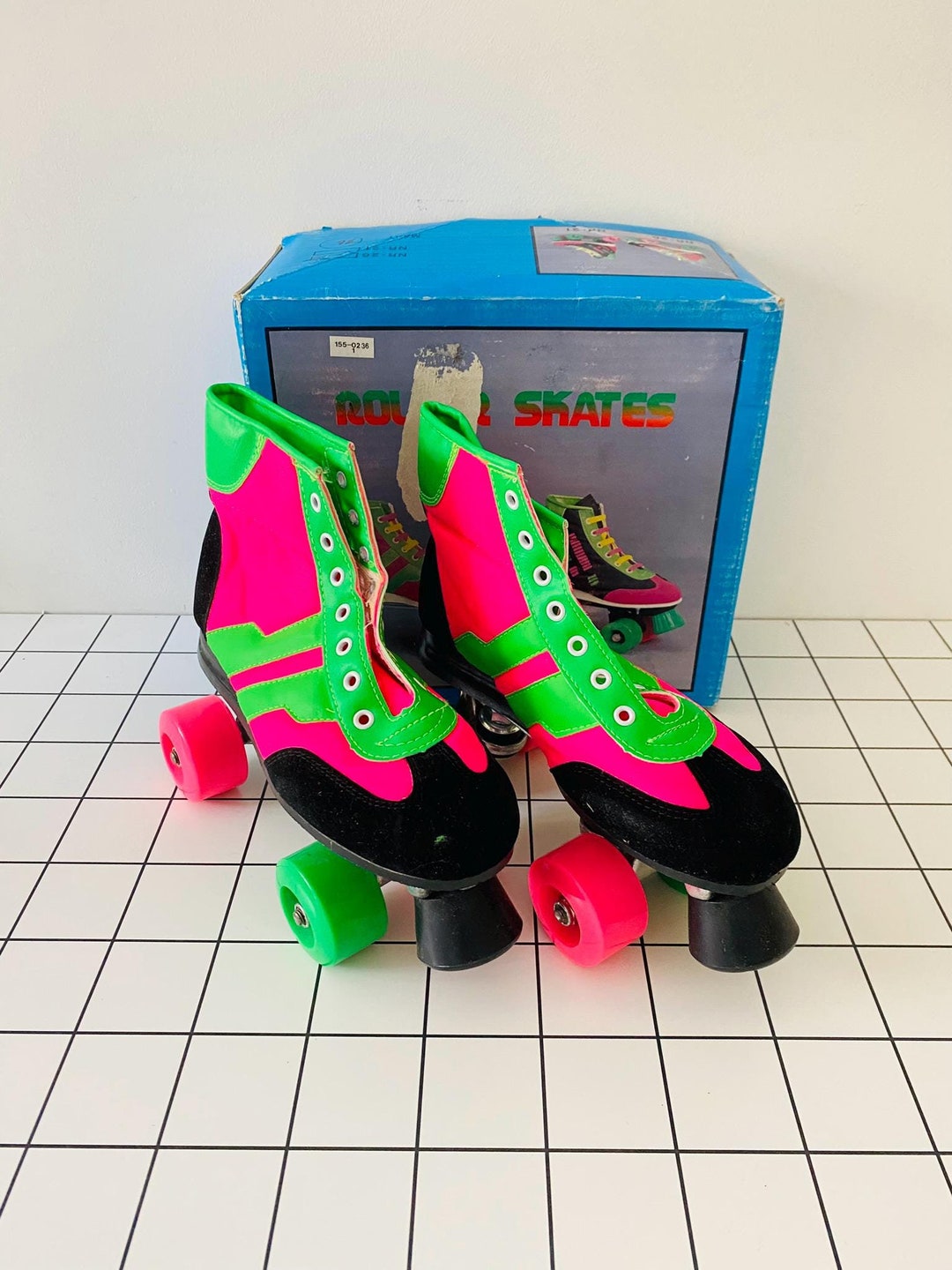 Vintage Neon Pink & Green Roller Skates With Original Box Retro 1990s ...