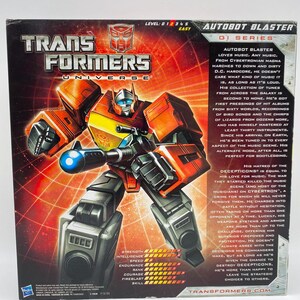 Transformers Collectors Club Autobot Blaster G1 Series Autobot ...
