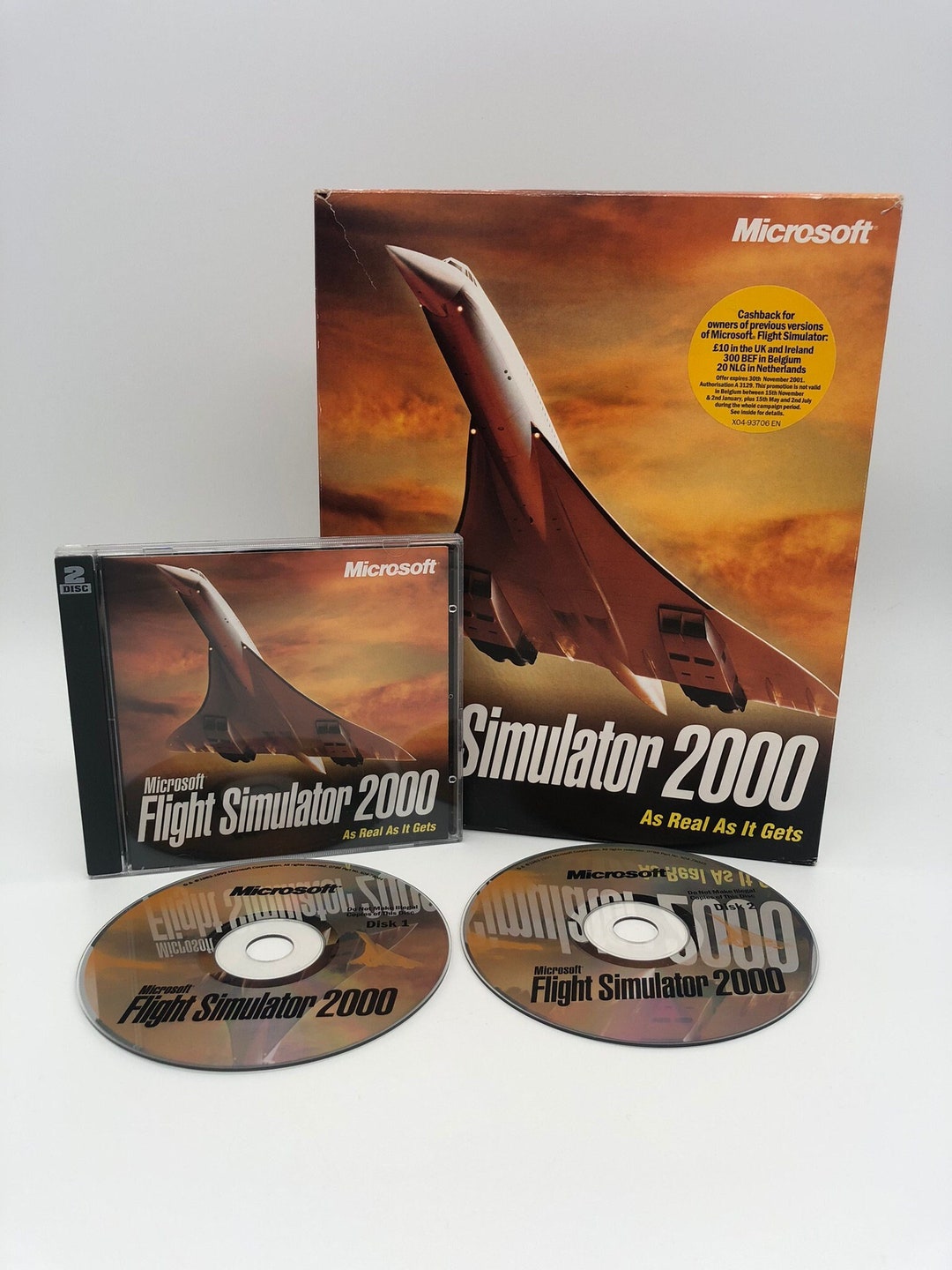 Microsoft Flight Simulator 2000 in Original Box as Real as It Gets ...
