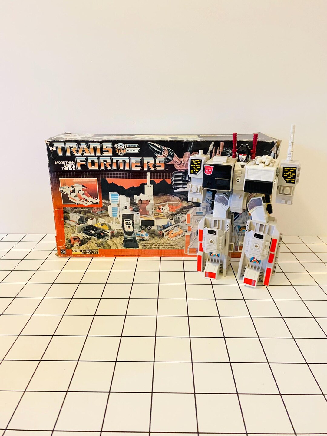 Transformers G1 Autobot Battle Station Metroplex in Original Box 1985 ...