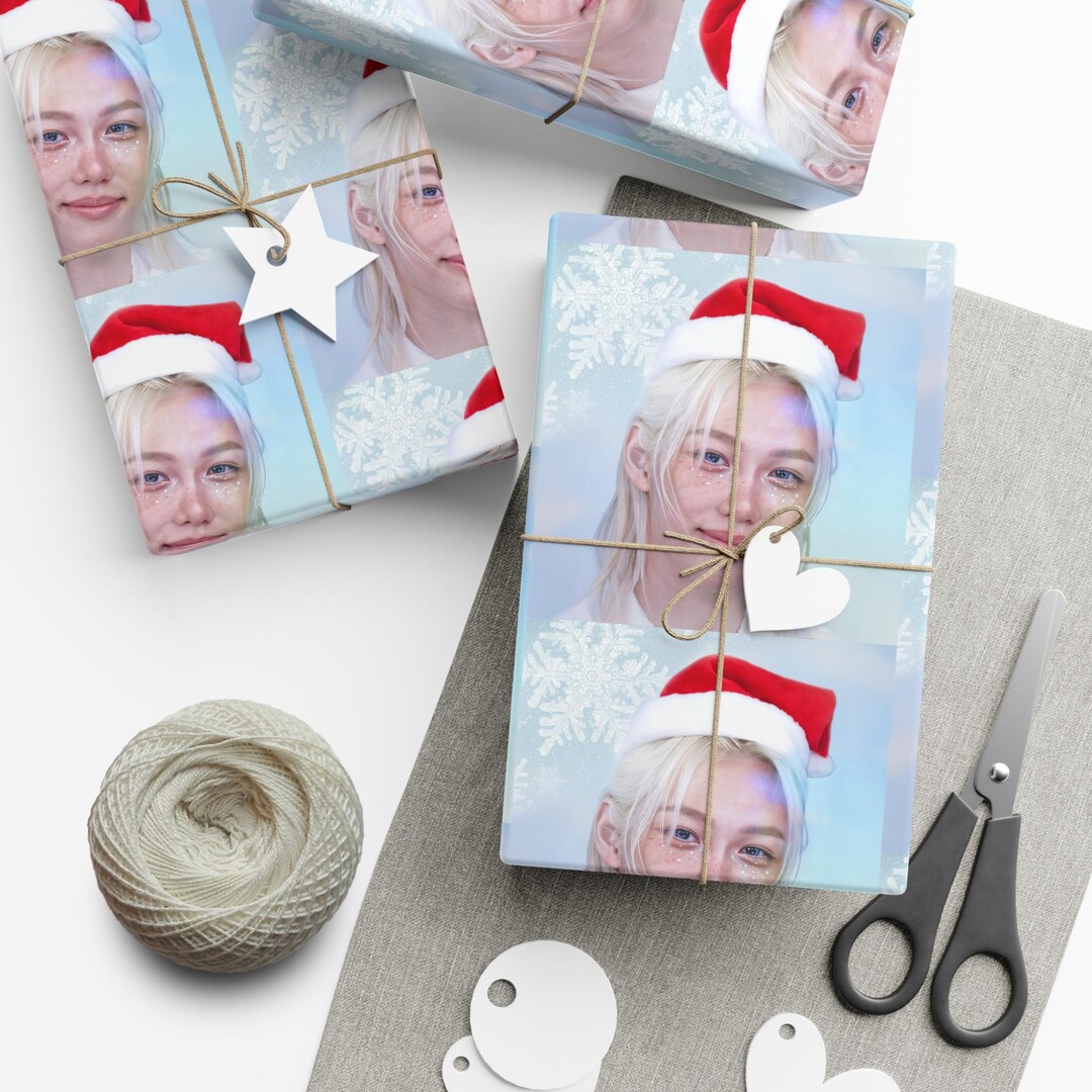 FELIX From Stray Kids Holiday Wrapping Paper. Yongbok Lee Christmas ...