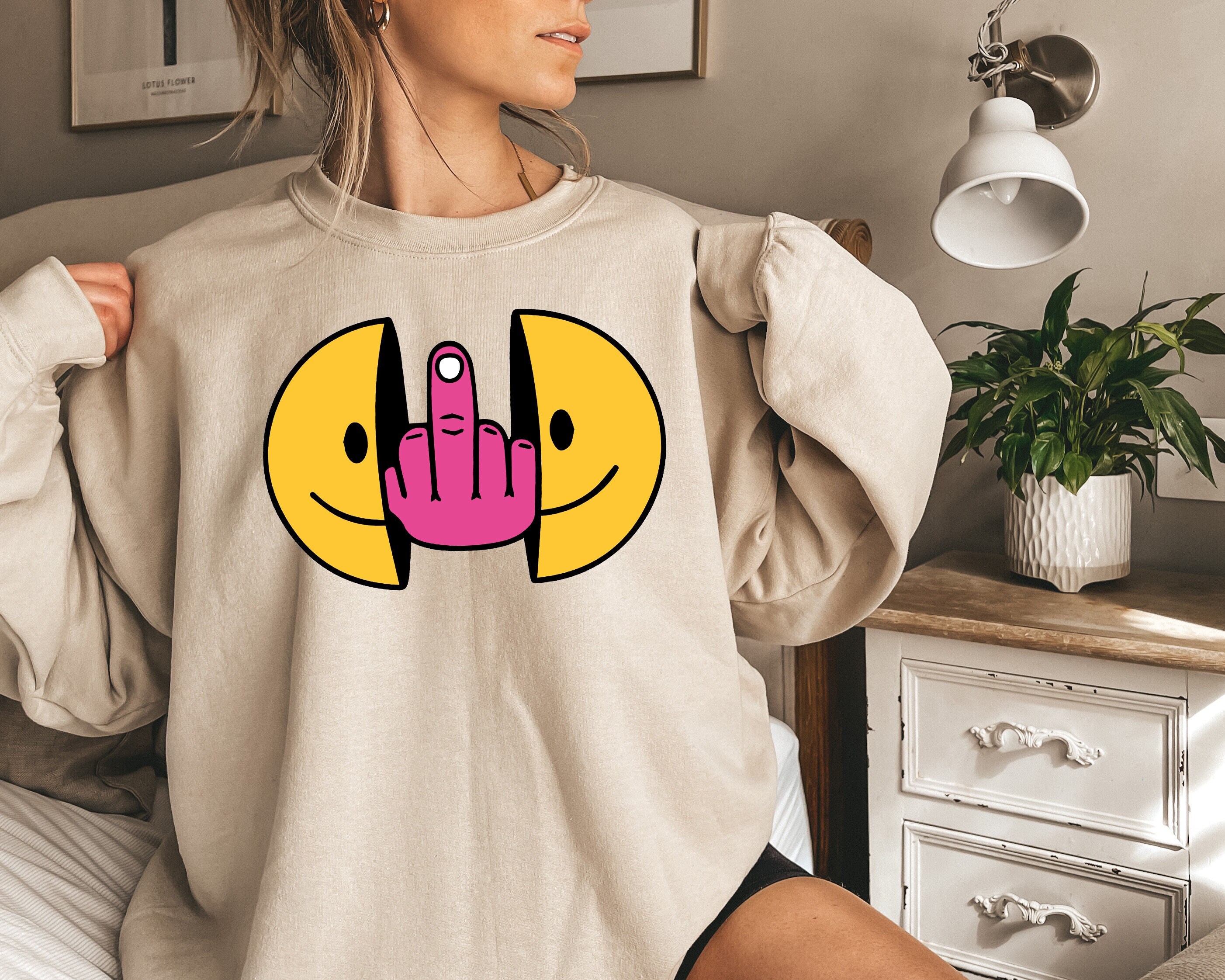 Smiley Face Middle Finger SVG PNG Graphic Digital Download - Etsy Finland