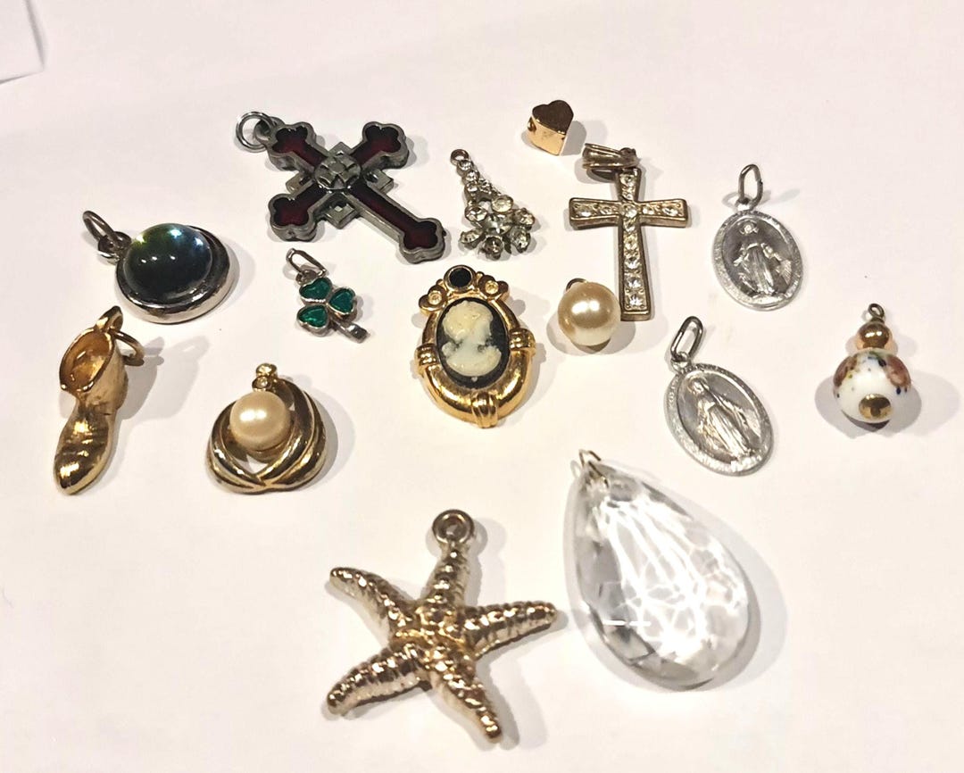 Vintage Charms, Pendants, Costume Jewellery Job Lot - Crosses, Starfish ...