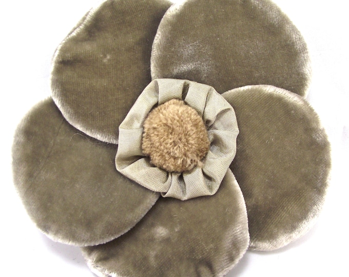 Velvet Flower Brooch in Various Colours - Etsy
