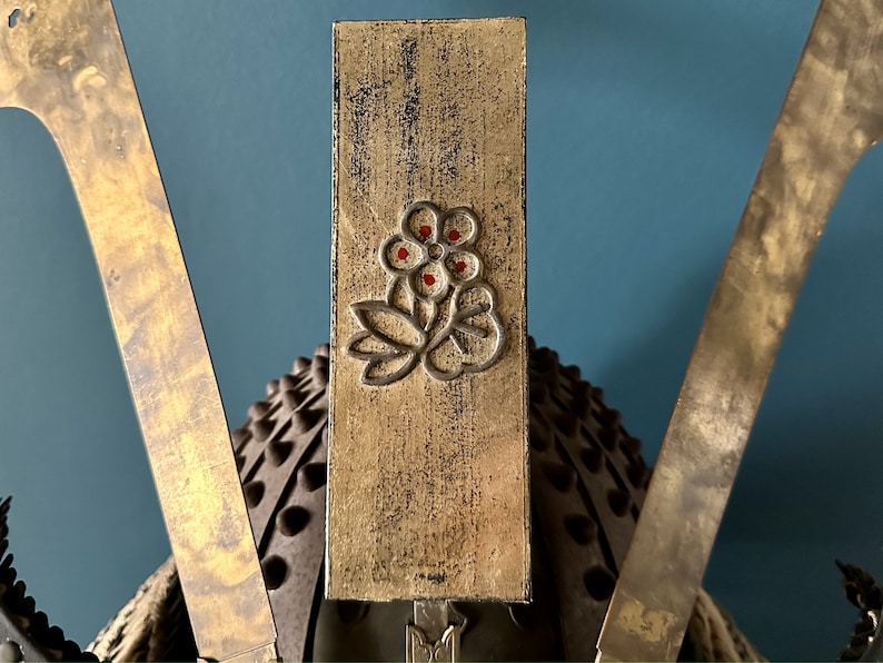 Real Antique Samurai Kamon Emblem Maetate , Flower Motif Gold on Wood ...