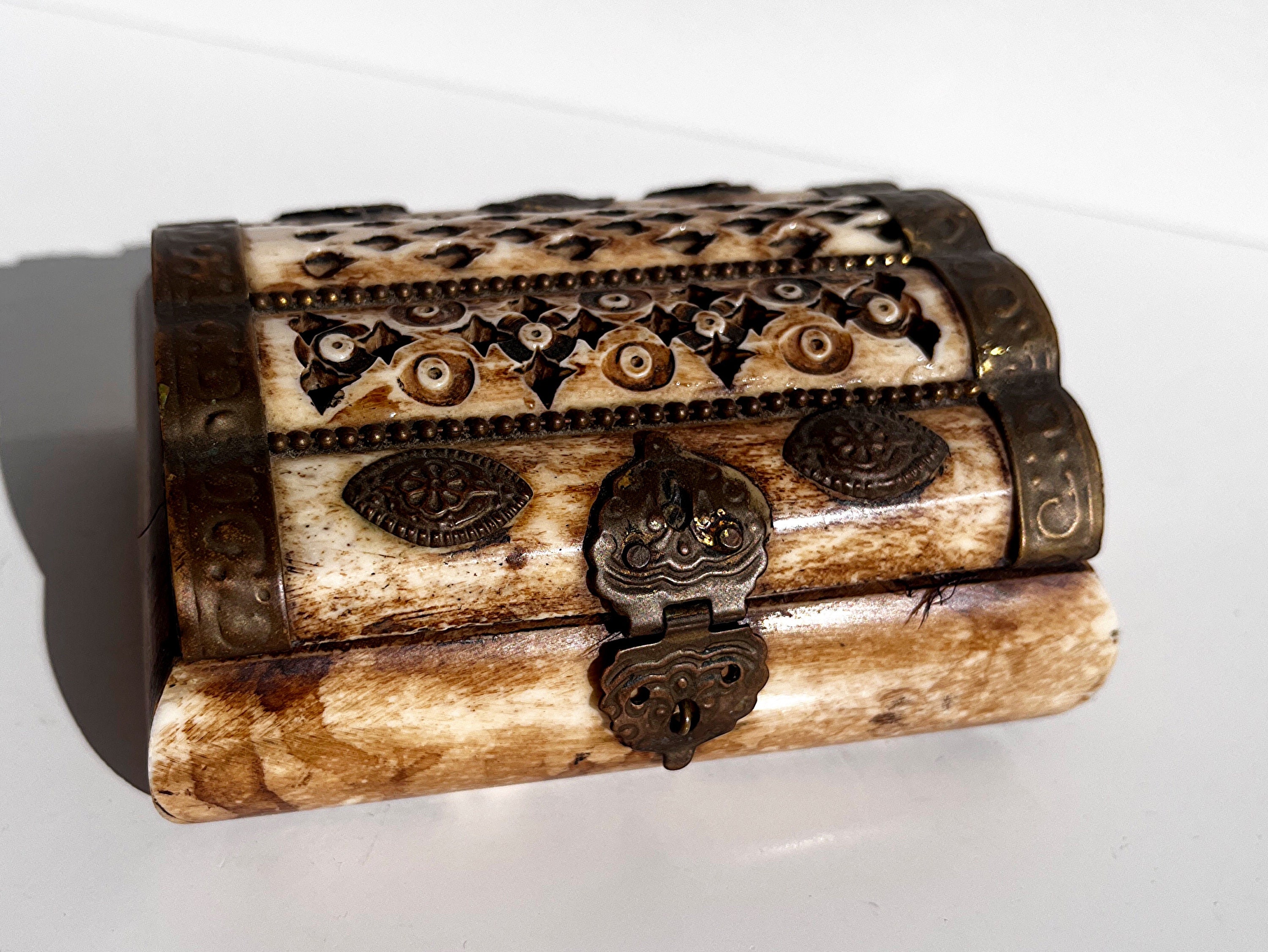Vintage Indian Camel Bone Jewelry Box, Handmade Bone Jewelry Box Bone ...