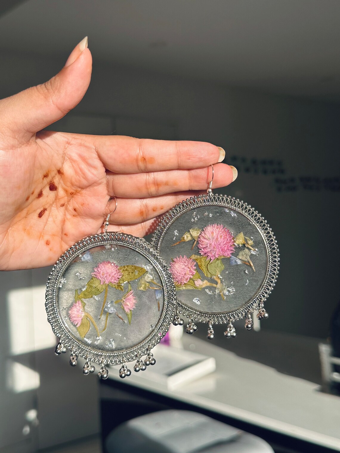 Big Statement Jhumkay Earrings, Floral Resin Jhumkay, Silver Jhumki ...