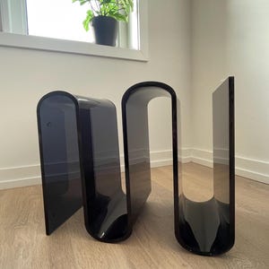 Modern Acrylic S-shape Coffee Table Sleek, Unique Acrylic S-shape Table ...