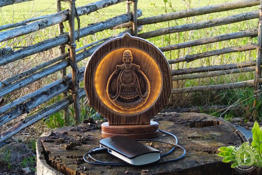 Freya Brisingamen Lamp – Norse Goddess Wooden LED Light - Etsy