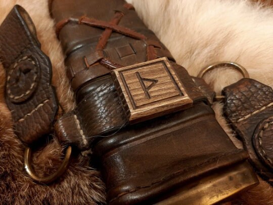 Armanen Runes gorsleben Version in a Linen Pouch - Etsy