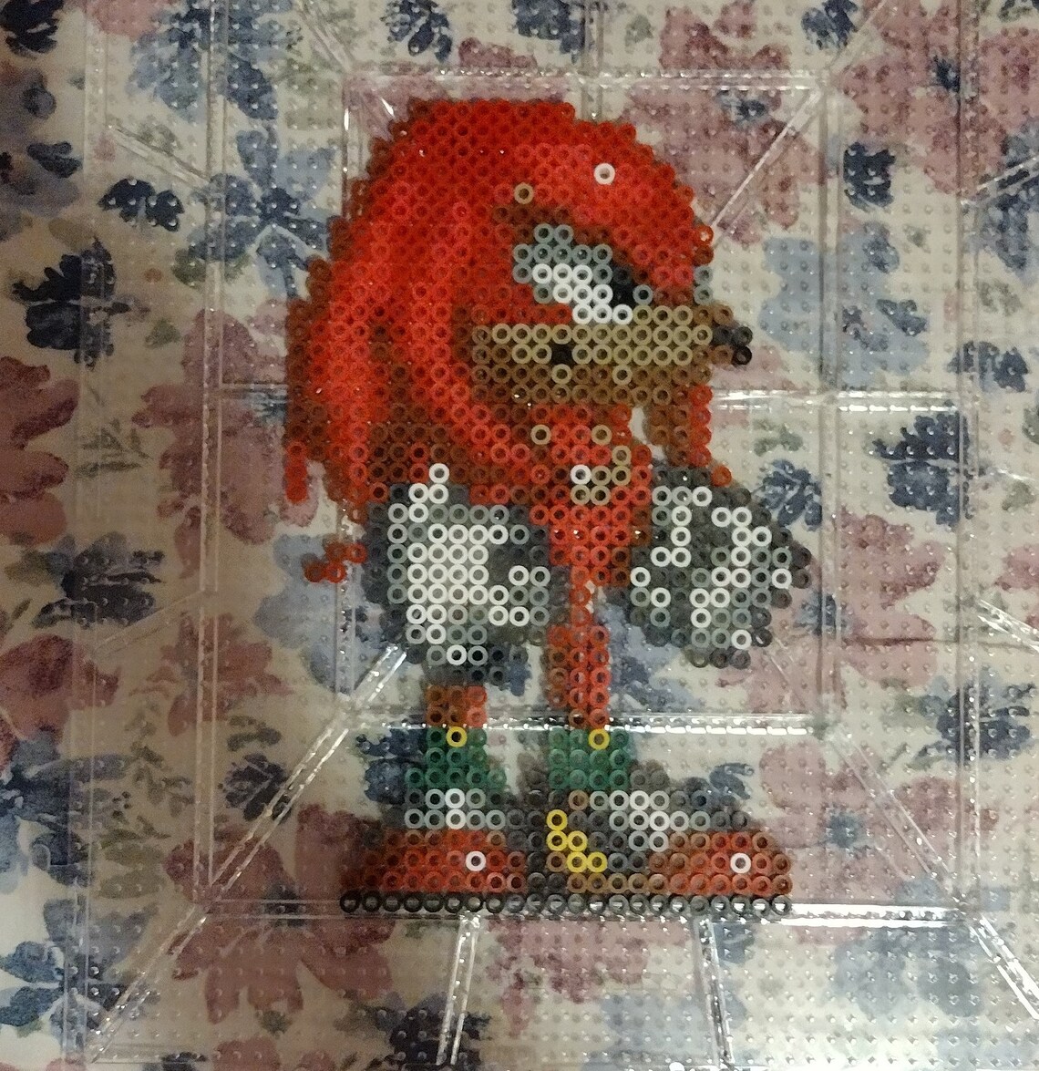 Knuckles the Echidna (sonic 3 & Knuckles) Sprite - Perler Bead Pixel ...