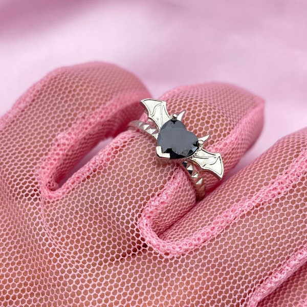Bat Ring - Etsy