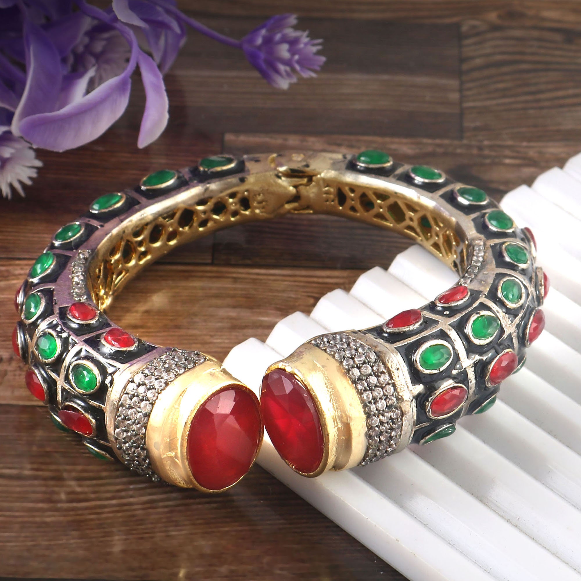 New trending bangles store