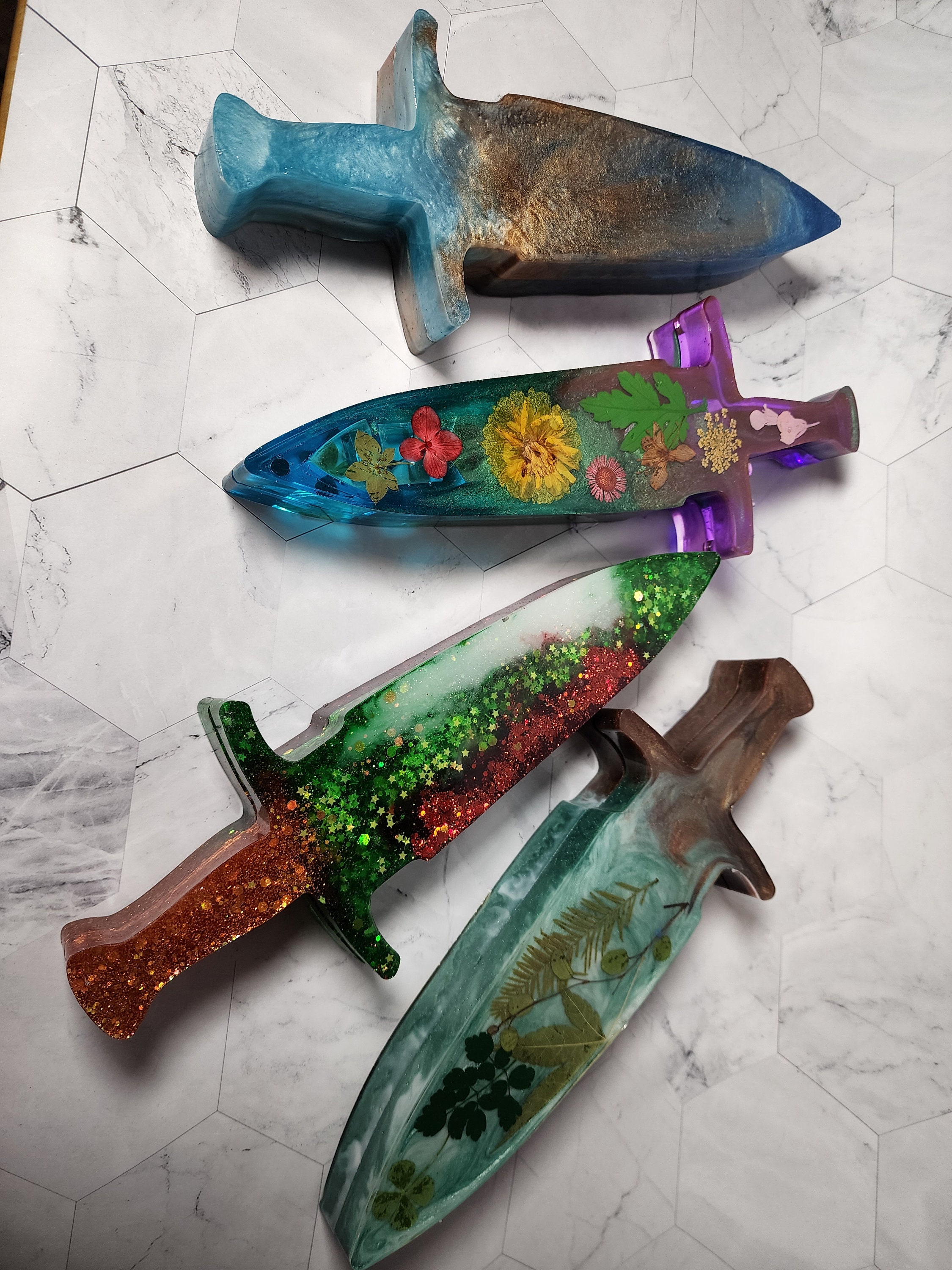 Custom Dagger Shaped Dnd Tabletop Dice RPG Dice Case, Holder, Box - Etsy