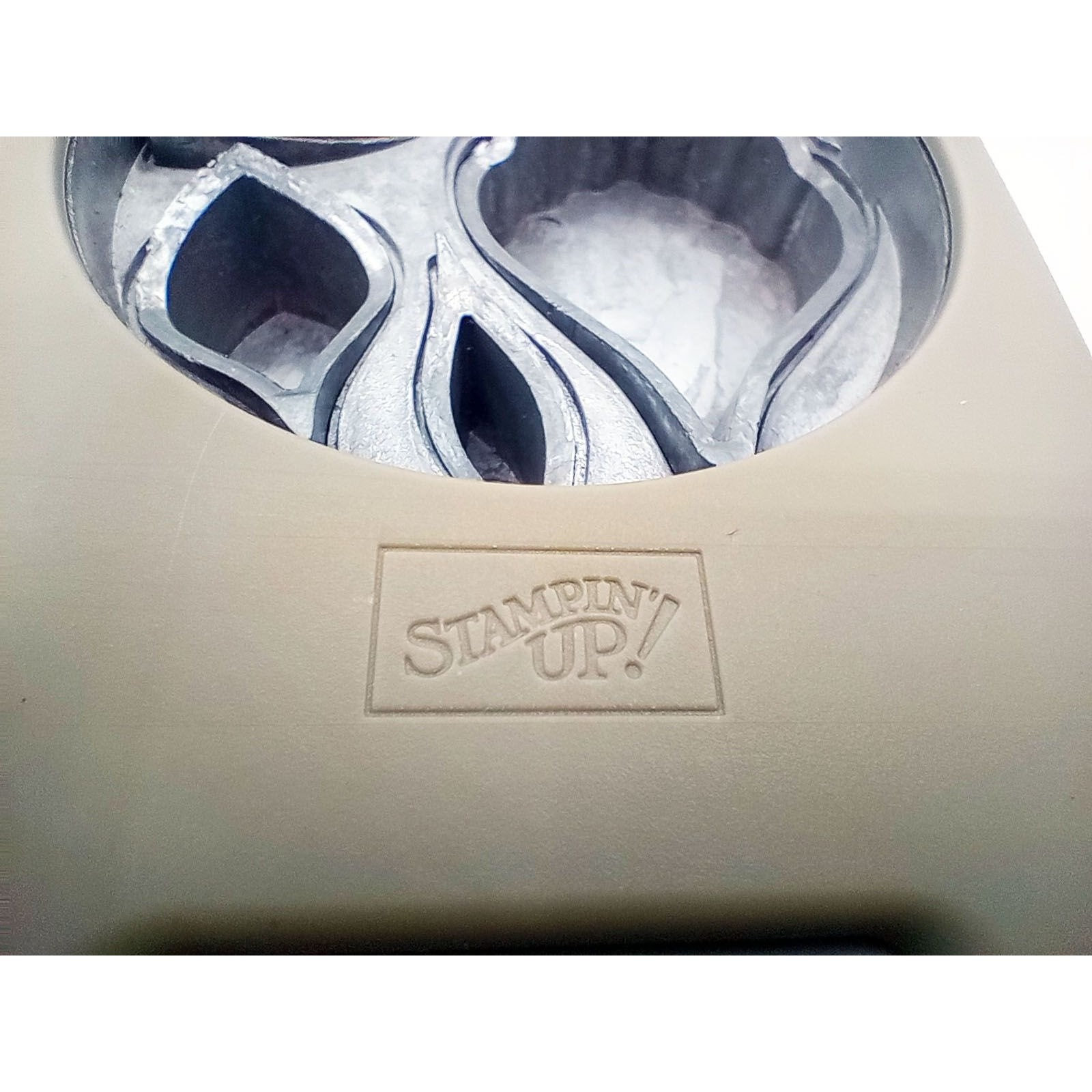 Stampin up Build A Blossom Metal Punch Cutter Flower Petals ...