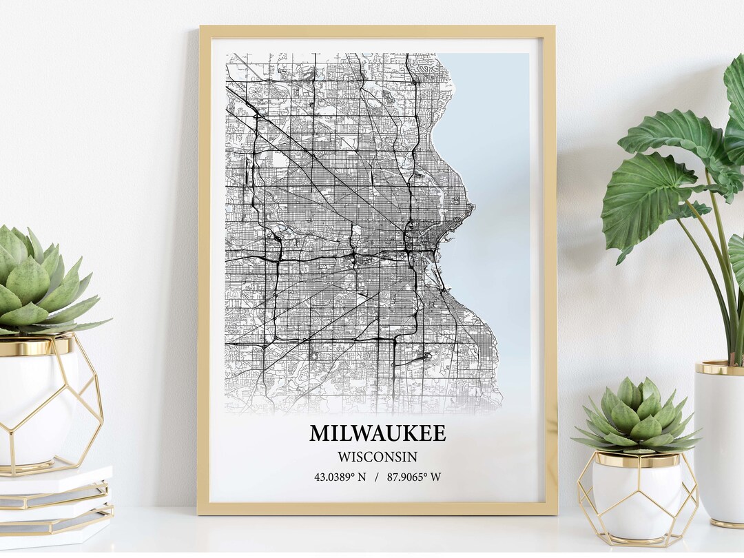 Milwaukee Wisconsin City Map Poster Print on Canvas Vintage Style Wall ...