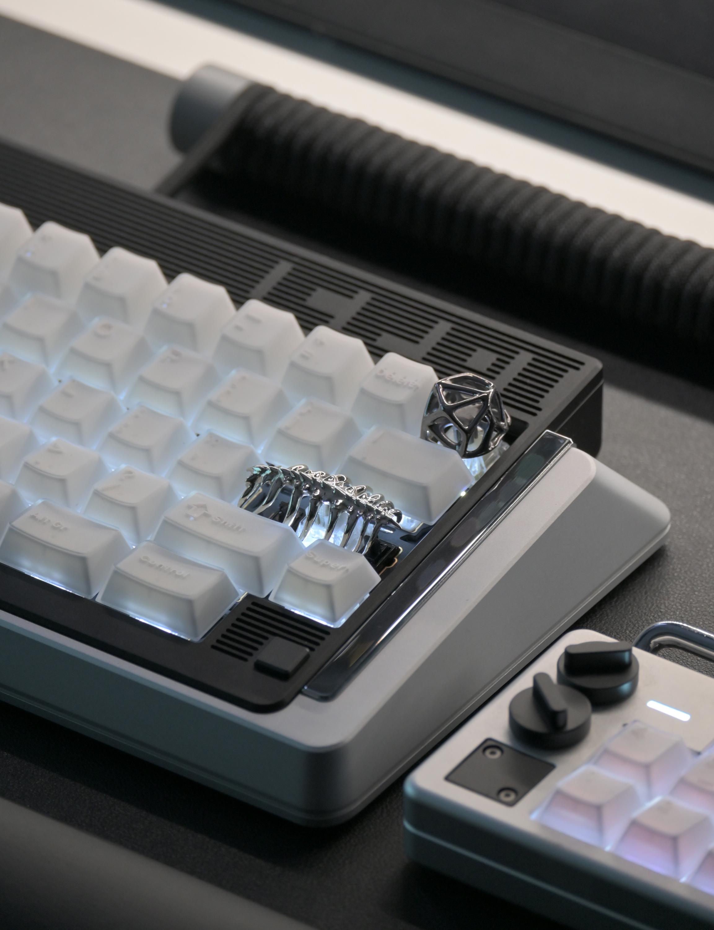 Metal Alien Facehugger Keycap Keycap | Cherry MX Mechanical Keyboard ...