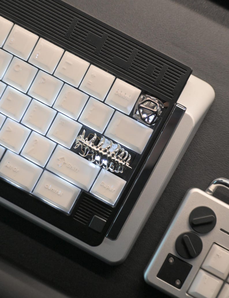 Metal Alien Facehugger Keycap Keycap | Cherry MX Mechanical Keyboard ...