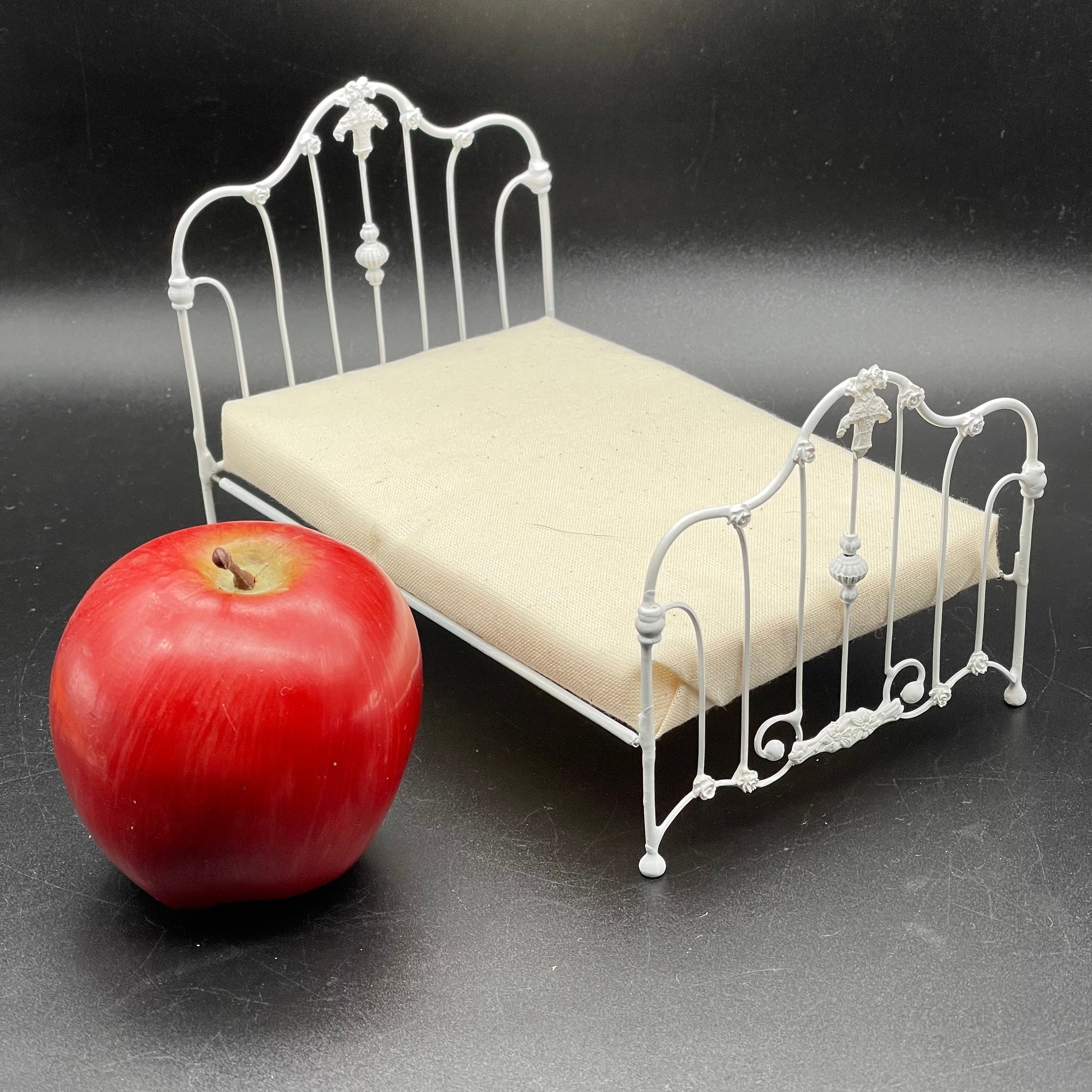 NEW GARDEN PATH Beautiful Dollhouse Miniature Metal Bed in - Etsy
