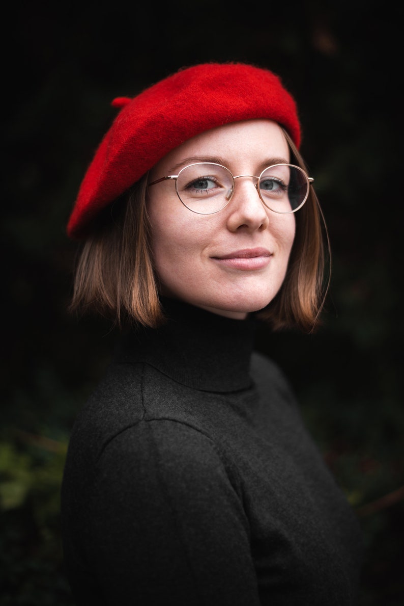 Poster "le Beret Rouge" | Portrait Fine Art Photography Print | Digital ...