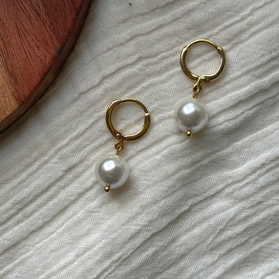 Coquette Old Money Aesthetiс Small Gold Hoop Earrings With Pearl Drop ...