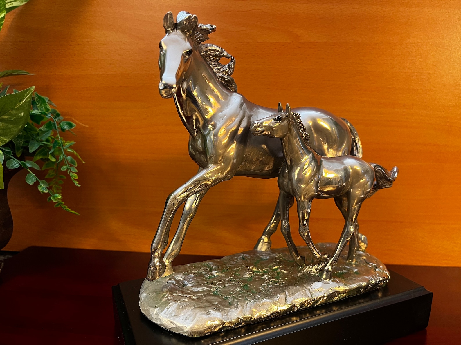 Silver Mare With Foal Sculpture on Base, Blank for Home or Office Decor ...