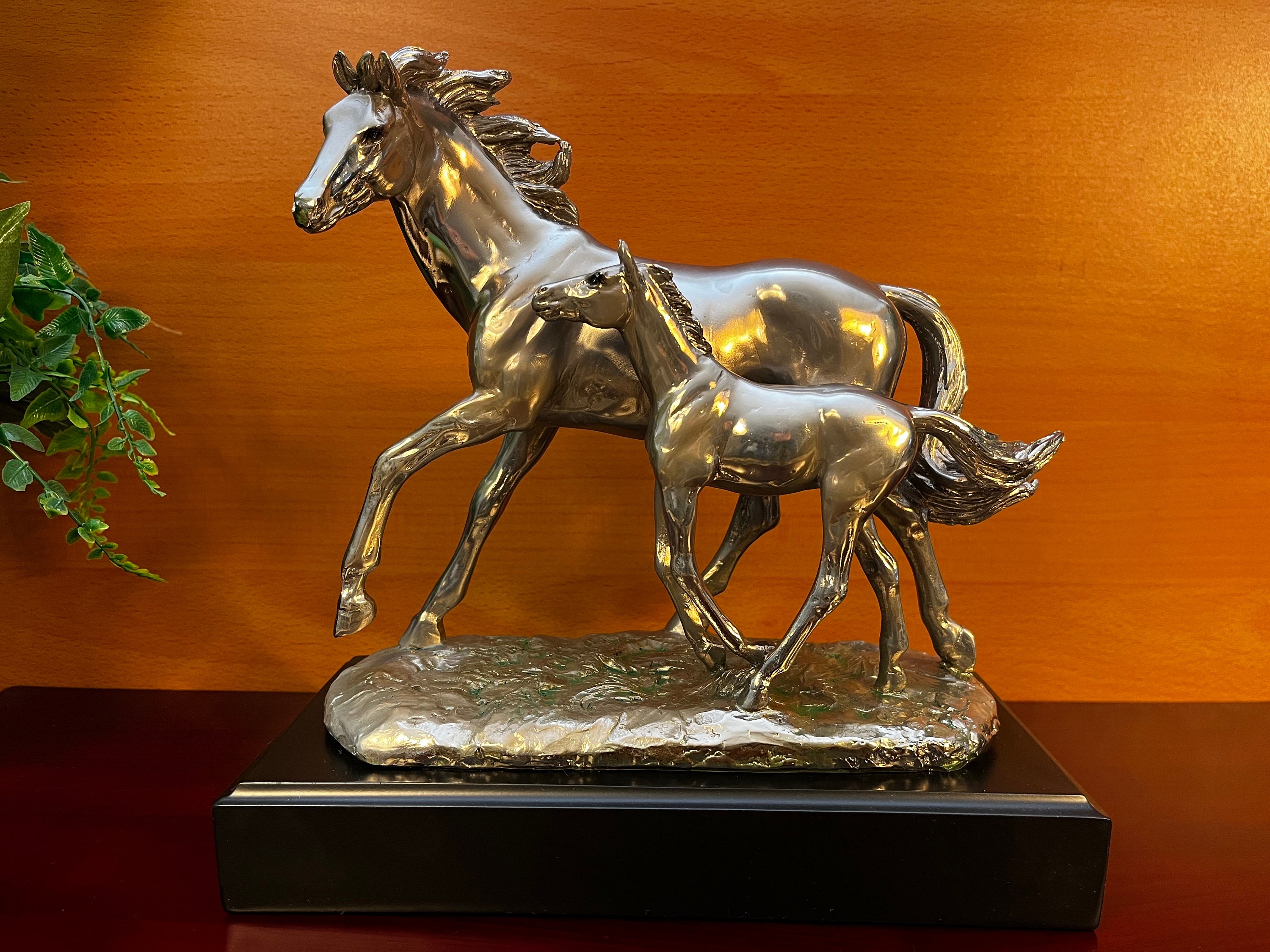 Silver Mare With Foal Sculpture on Base, Blank for Home or Office Decor ...