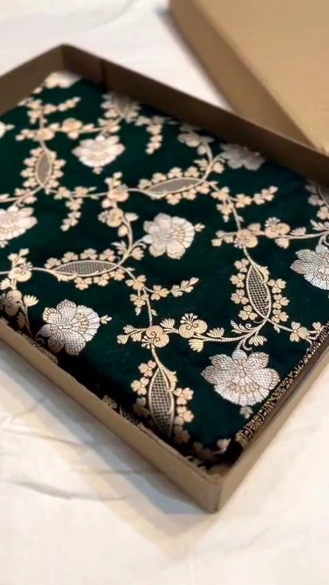 Pure Handloom Bottle Green Bridal Banarasi Katan Silk Saree With ...