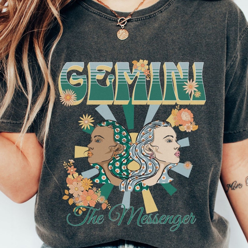Gemini T-shirt - Retro Astrology Graphic Tee, Zodiac Gift - Etsy
