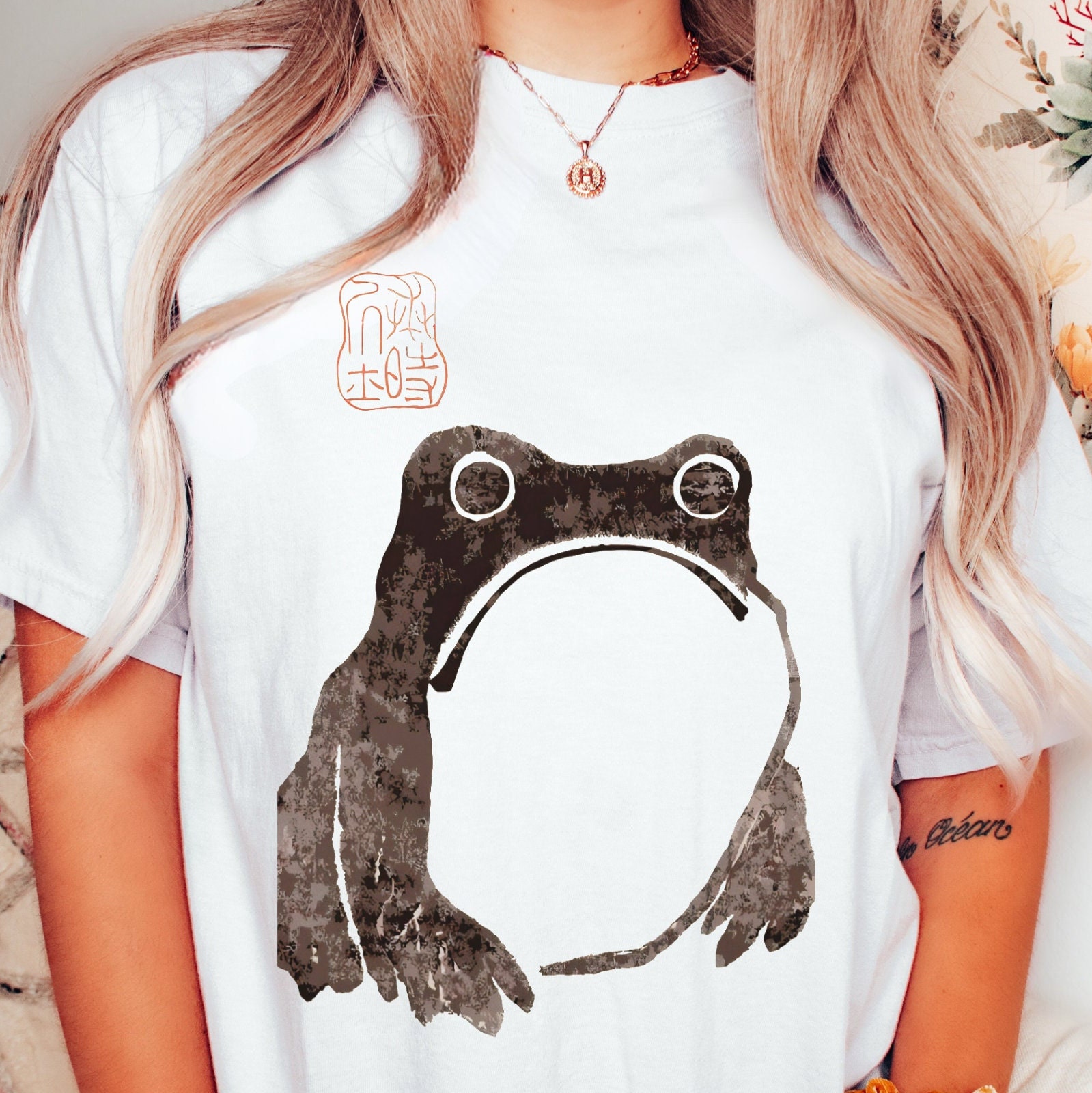 Vintage Japanese Frog Illustration by Matsumoto Hoji, Cute Frog Tee - Etsy