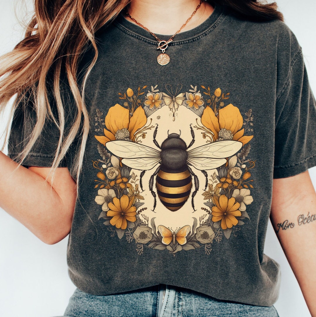 Cottagecore Bee Shirt, Unisex Tee, Bumble Bee and Flowers, Unisex ...
