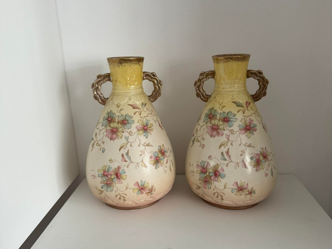 Art Nouveau Set of Two Vases „wardle England” - Etsy