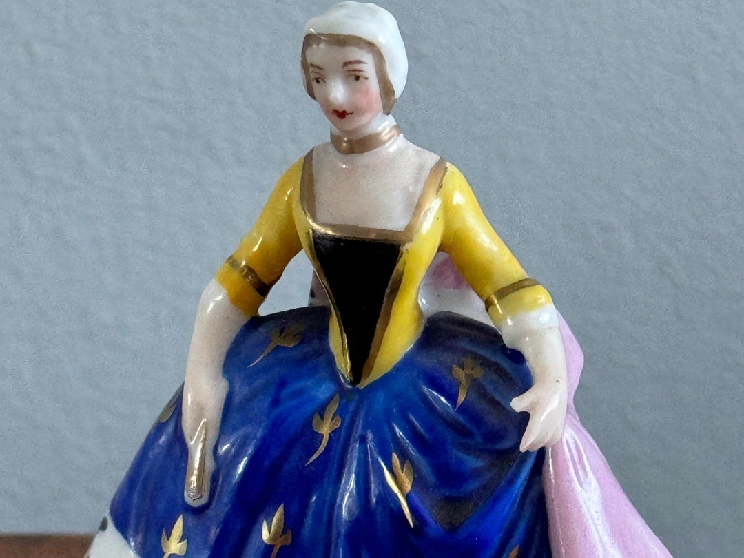 Antique German Small Sitzendorf Figurine From the 19th Century - Etsy