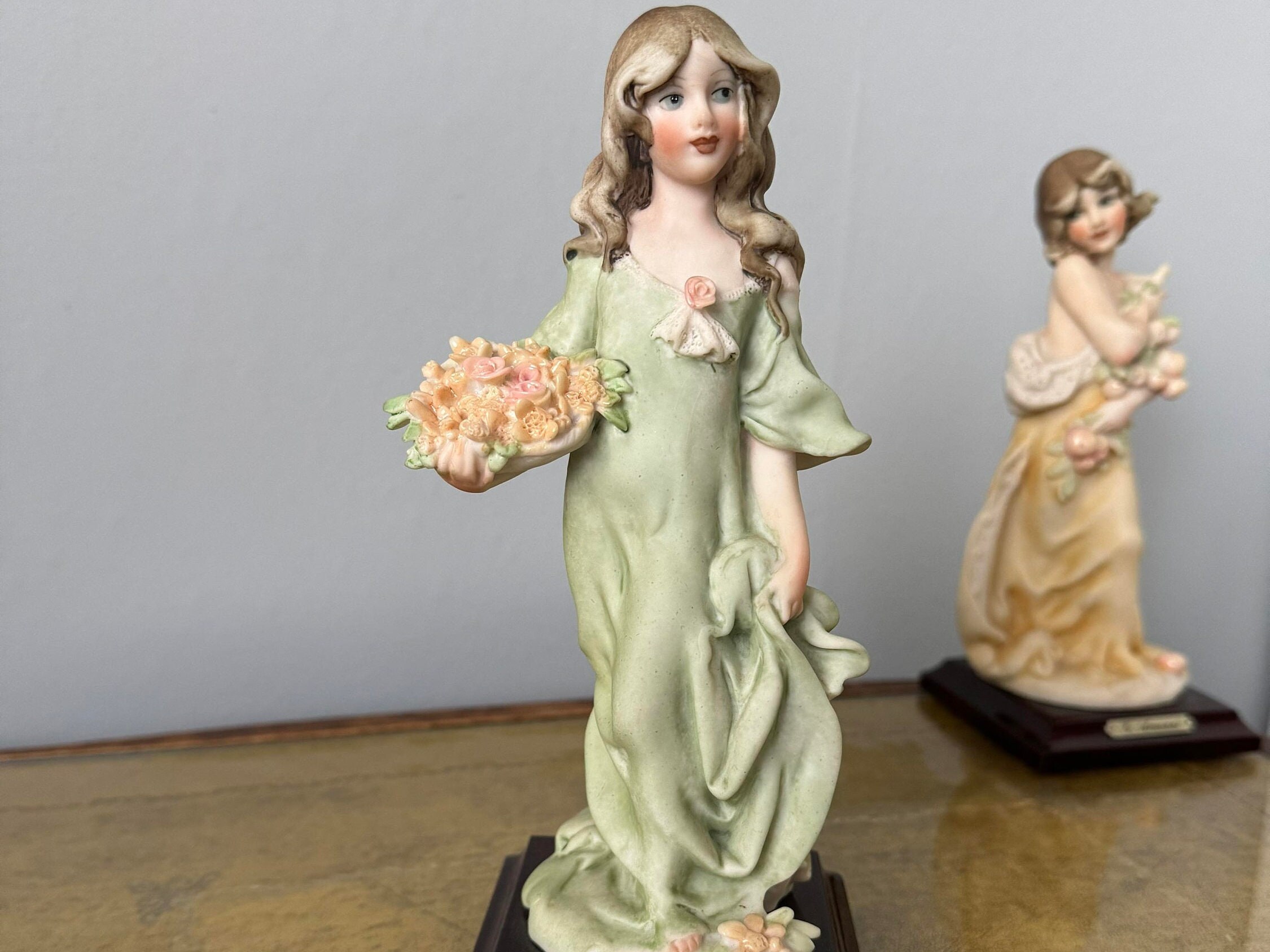 Giuseppe Armani Florence 1986, „ Girl-spring ” - Etsy
