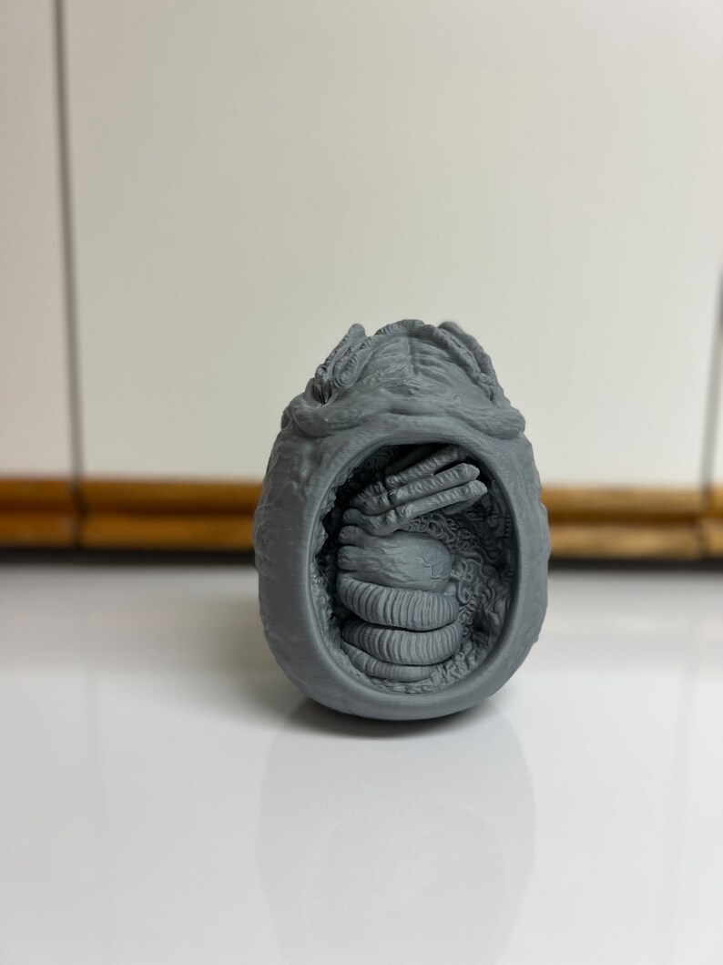 Unique 3D Printed Xenomorph Egg With Mesmerizing Cutaway View A Must-have for Sci-fi Collectors ...