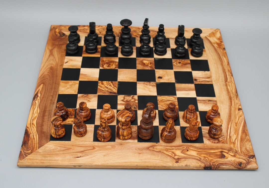 Rustic Chess Set Including Chess Pieces Playing Area: 32 X 32 Cm Made ...