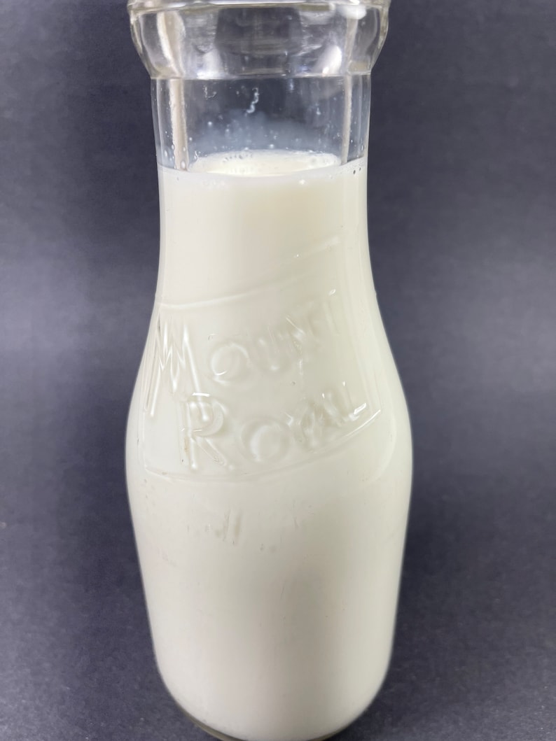 Mount Royal / Mont Royal Dairy 8" Pint Milk Bottle Montreal Canada 1920 ...