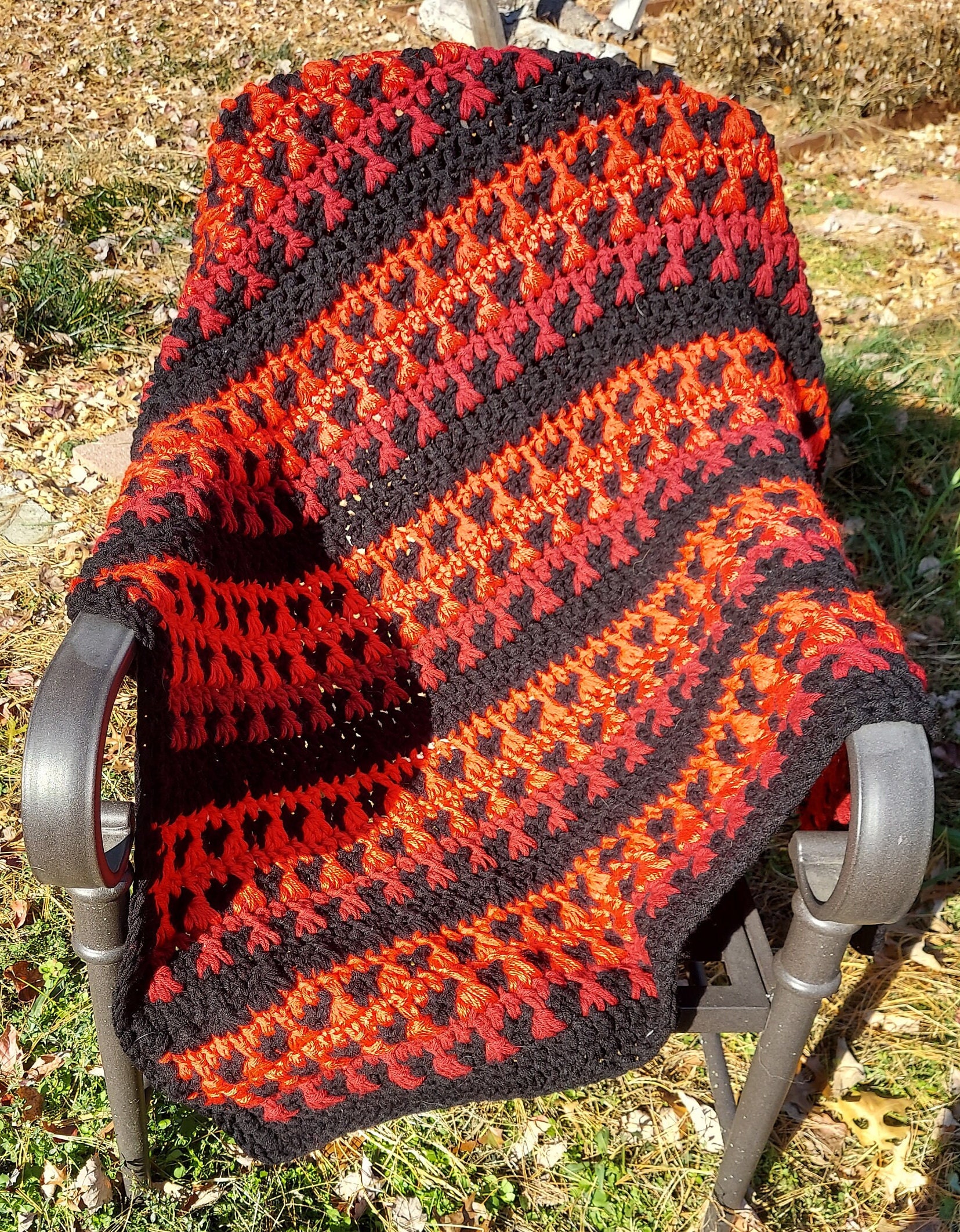 Pattern for 8 Bit Lava Blanket - Etsy